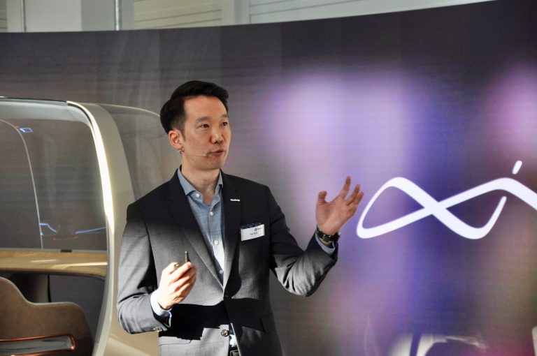 Europa-Premiere: Yanfeng zeigt sein Interieur-Konzept „XiM20“ für ...